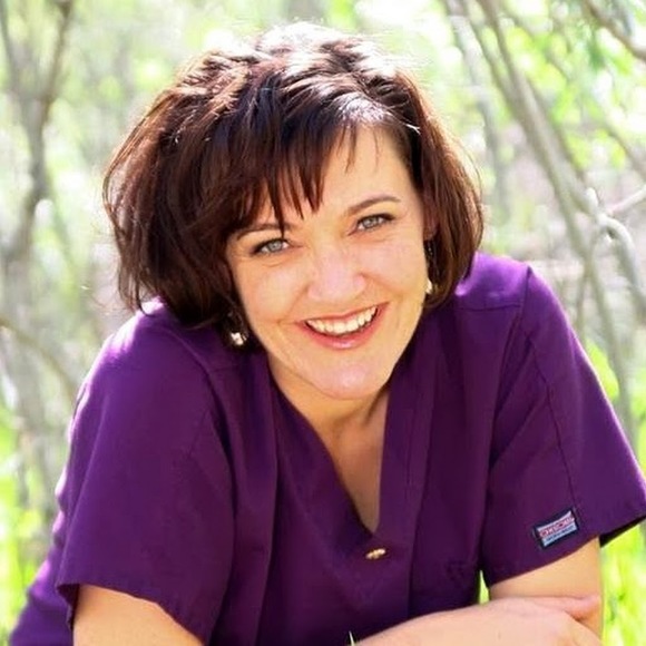 Suzanne's Closet (@suzanne696) | Poshmark